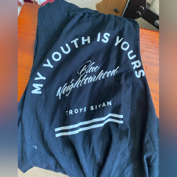 Hot Topic | Tops | Troye Sivan Blue Neighborhood Muscle Tank | Poshmark